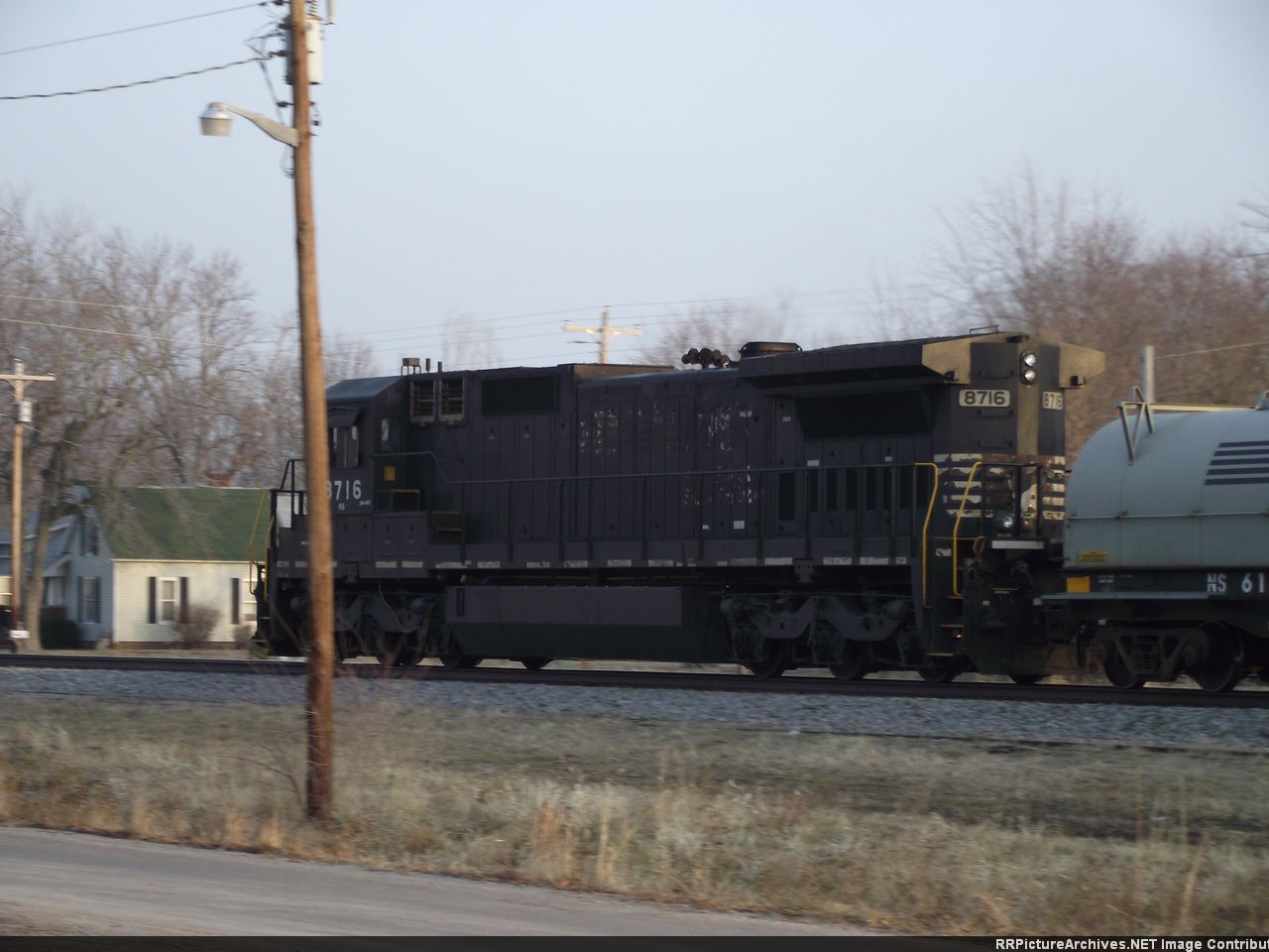 NS 8716
